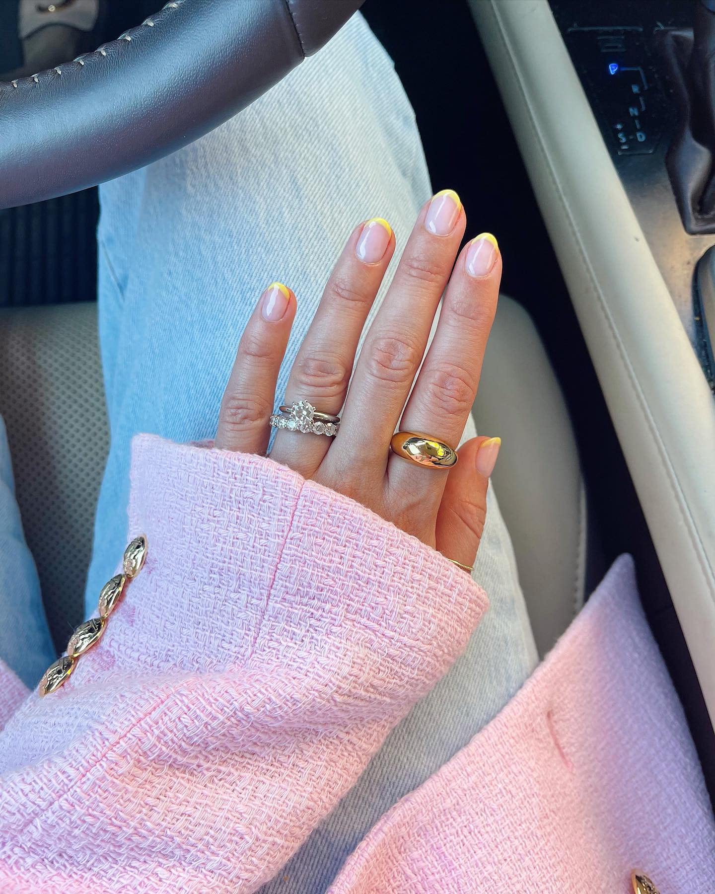 Me&Hz Chunky Dome Rings, 18K Gold Plated Statement Rings for Women Knuckle Thick Band Chunky Rings Cocktail Party Minimalist Signet Ring, Size 8