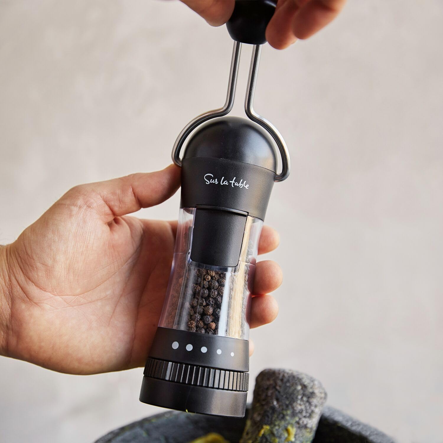 Sur La Table Ratchet Mill, Black