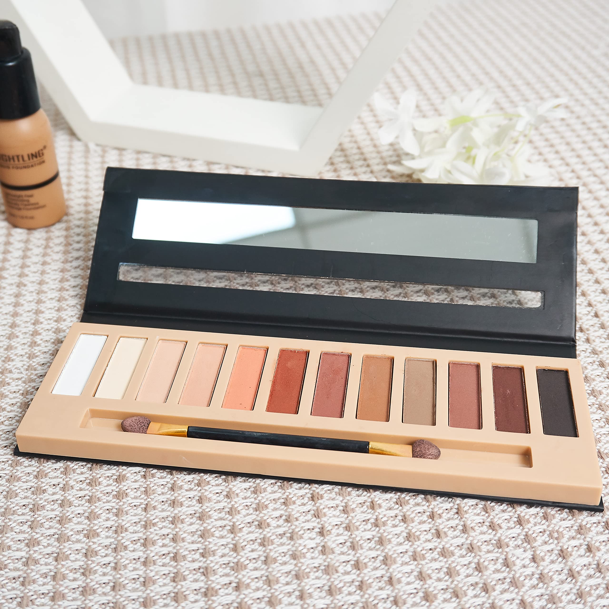 SIGHTLING Kabuki Foundation Brush Makeup Face Brush Flat Top with 12 Colors Eyeshadow Palette,Long Lasting Blendable Make Up Eye Shadows, Waterproof & Long Lasting Smokey Eye Makeup