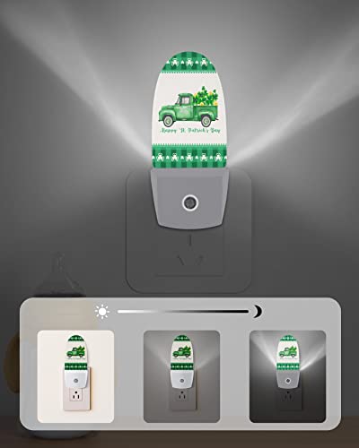 St. Patrick's Day Night Light, LED Plug in Night Light, Green Black Checkered Truck Lucky Clover Gold Night Lights with Dusk to Dawn Sensor Decorative Kids/Adults Nightlight for Bedroom Bathroom