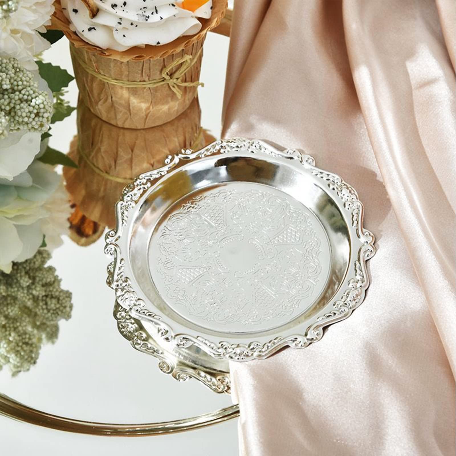 Metal Serving Trays , Food Trays for Coffee Tea Tray Decor for Party Kitchen, Dining Room,Dinnerware Trays 2pcs,Gold Small