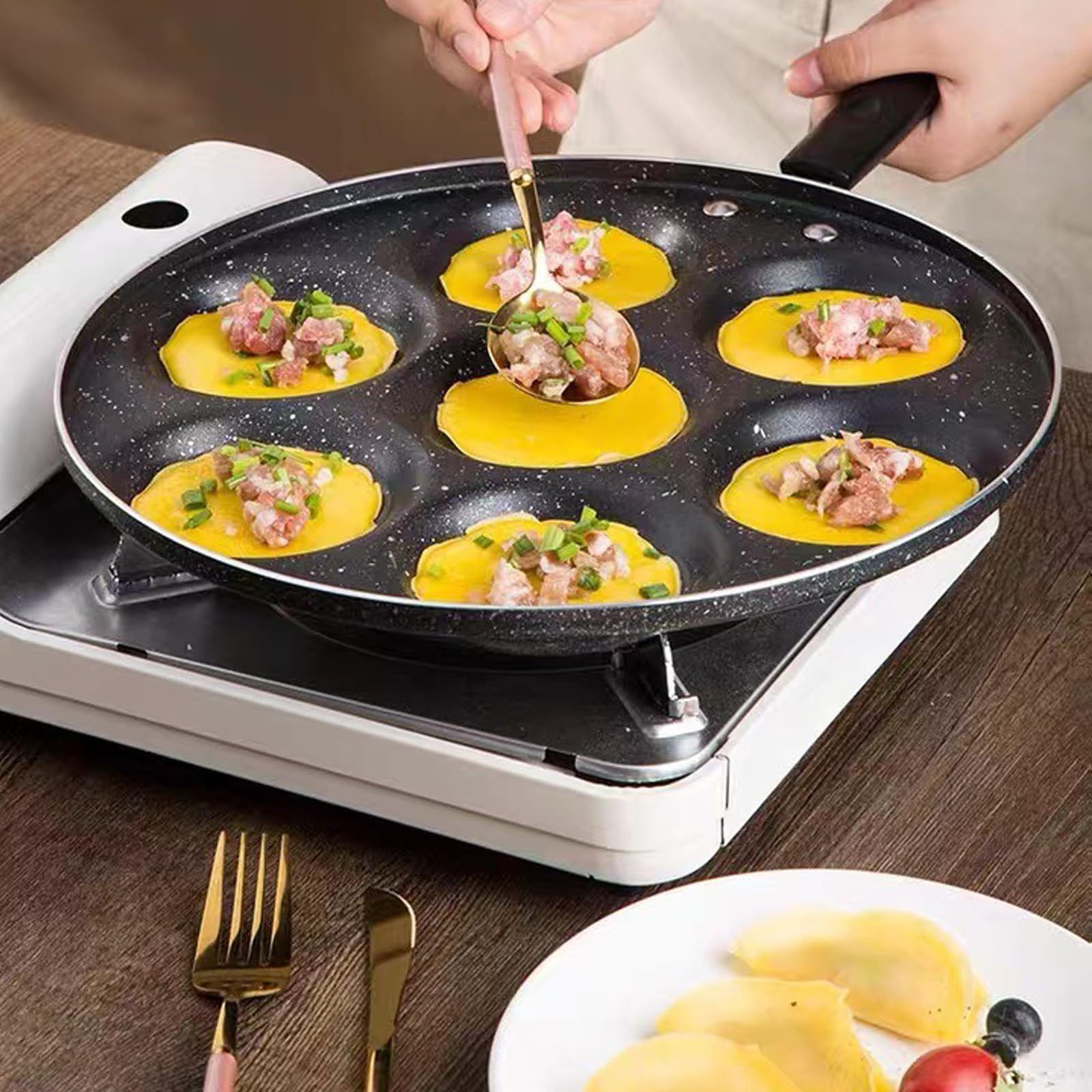 YCWF 7 Holes Egg Frying Pan, Mini Pancake Maker,Aluminum Non Stick Fried Eggs Cooking Pan Burger Mold Kitchen Cookware Household Tool for Home Breakfast