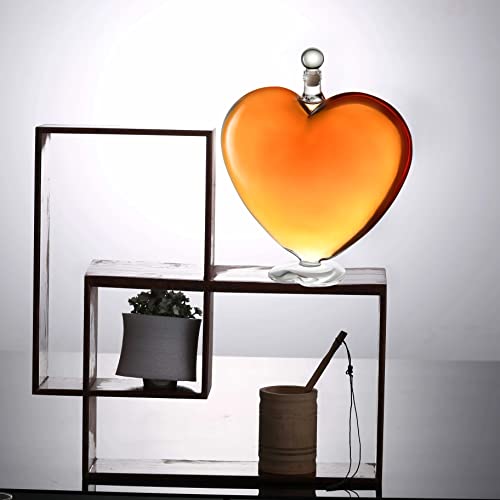 The Diamond Glassware Heart Decanter - Drink Pourer for Bourbon, Whiskey, Vodka, Brandy, Cognac - Clear, Airtight Container for Liquor & Whiskey- Fancy Handmade Barware Gift & Accessories for Women