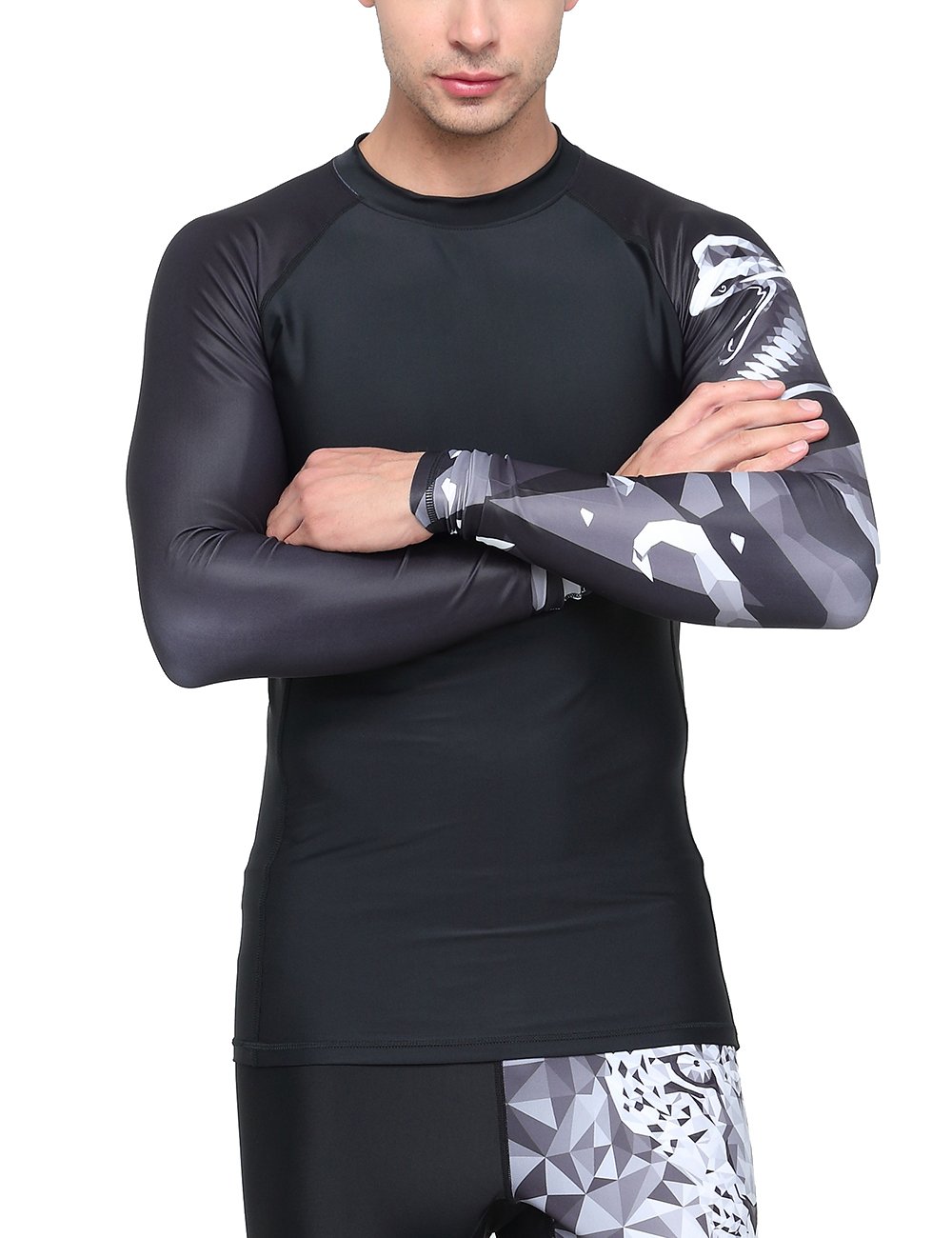 HUGE SPORTS Wildling Series UV Protection Quick Dry Compression Rash Guard (Cobra,M)
