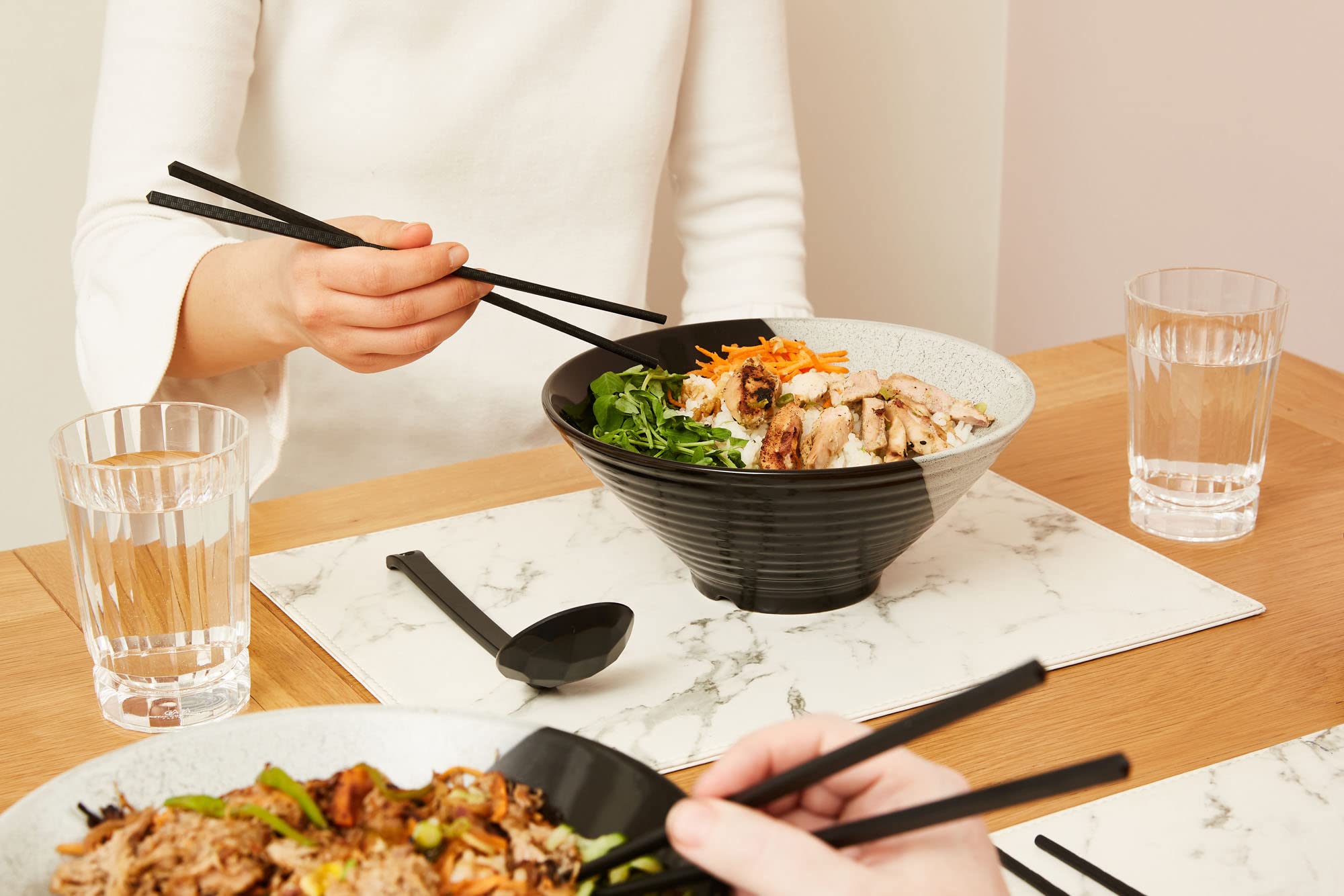 Superly Ceramic Ramen Bowl Set - Japanese Noodle Bowl with Chopsticks and Spoon - Large 60 Oz Bowls - Cute Asian Bowls for Udon, Vietnamese Pho - Soup Bowl with Unglazed Bottom and Screw Thread Design