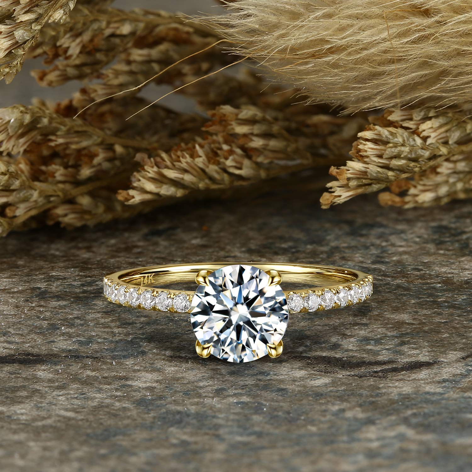Lamrowfay 14k Gold 1.0 CT Classic 4-Prong Setting Simulated Diamond Round Brilliant Cut Solitaire Engagement Ring (Yellow-Gold, 8)