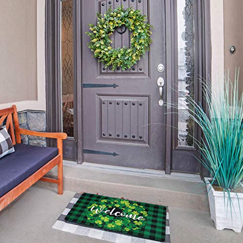 St. Patrick's Day Doormat Lucky Shamrocks Printed Doormat Green Shamrocks Leaves Area Rugs Non Slip Rubber Entrance Bathroom Front Door Rug Irish Floor Welcome Mat for Indoor Outdoor, 15.7 x 23.6 Inch
