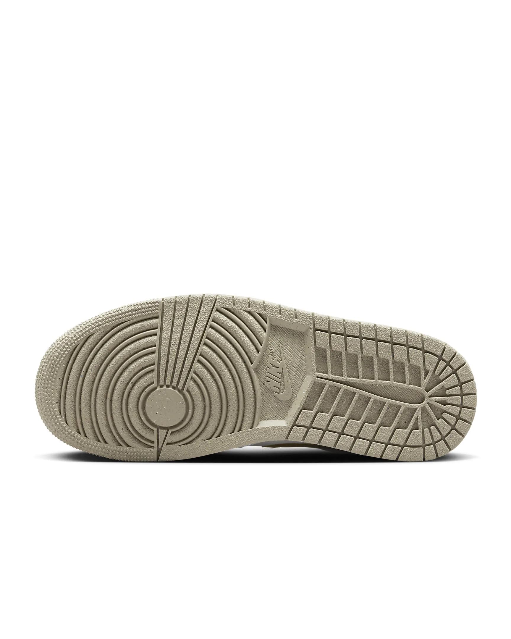 Jordan Women's Air 1 Low SE Team Gold/Sail (FN3722 701) - 11