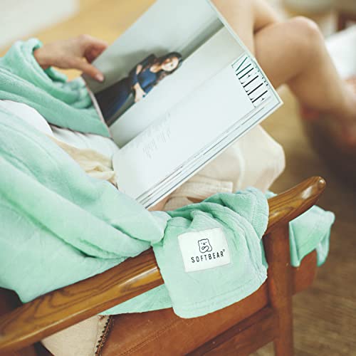 SOFTBEAR Mint Green Throw Blanket Flannel Fleece Semi-Circular Pattern, Soft, Fluffy, Plush and Warm Blanket for Bed, Couch, Sofa, Camping