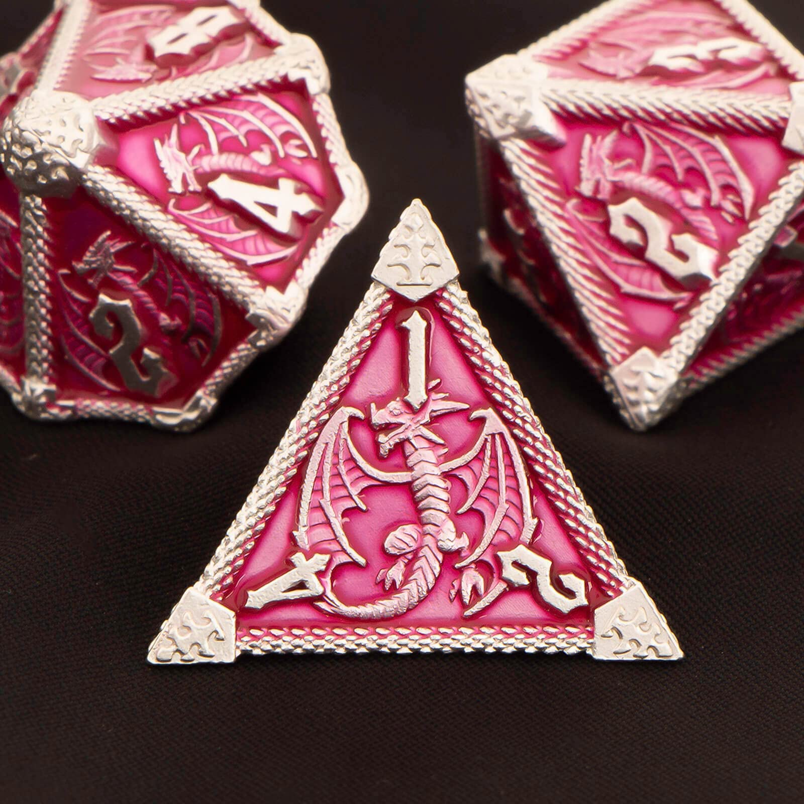 OUKELANWO Metal Dice Set D&D, Pink Dungeons and Dragons Dice with Gift Box, 7 Piece Polyhedral Role Playing Dice, RPG D and D Dice D20 D12 D10 D8 D6 D4