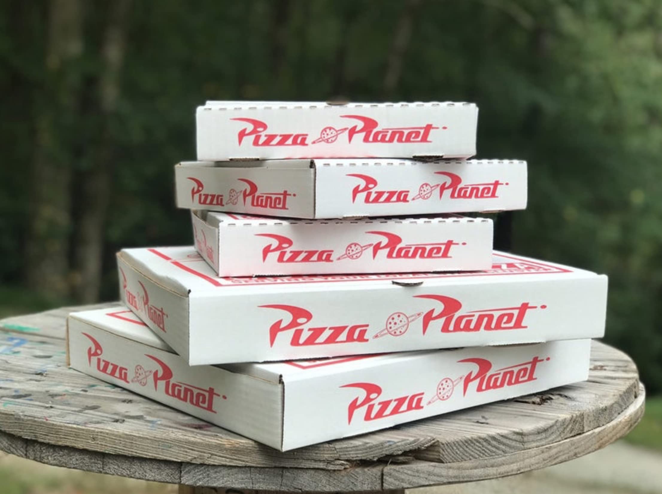 Pizza Planet Boxes (10 inch) Pack of 2, White, Red