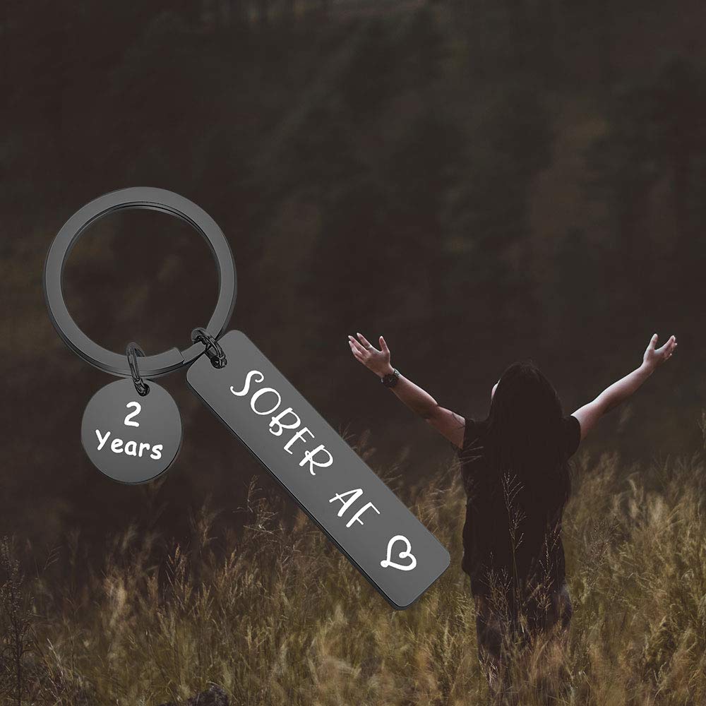 MAOFAED Sobriety Gift Sobriety keychain AA Recovery Jewelry AA Gift NA Gift 1 Year 2 Years 3 Years 4 Years 5 Years Sobriety Anniversary Keychain (sober 2years black)
