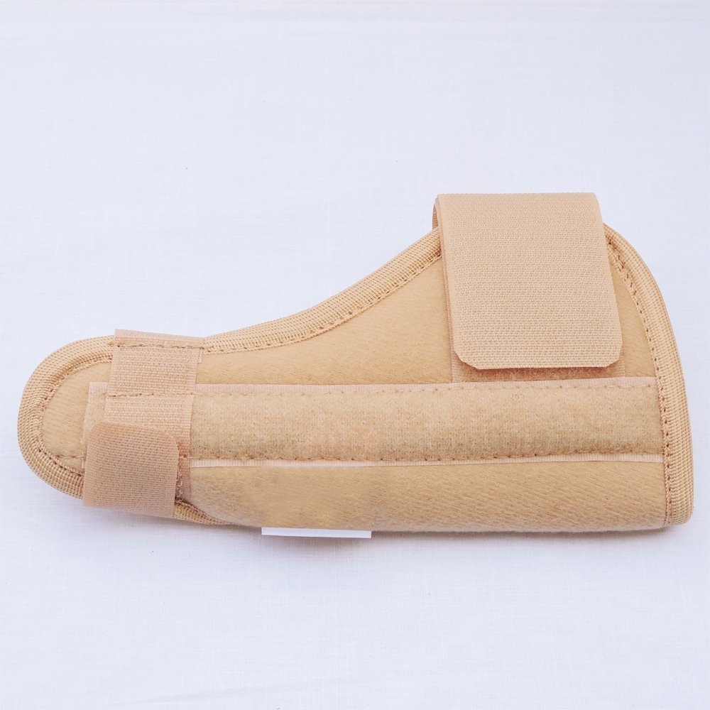 HealthGoodsIn - Thumb Spica Splint | Thumb Stabilizer | Thumb Brace for Tissue Injuries | Support Brace with Thumb Spica Lightweight, Breathable | Fits for Both Hands (Beige)