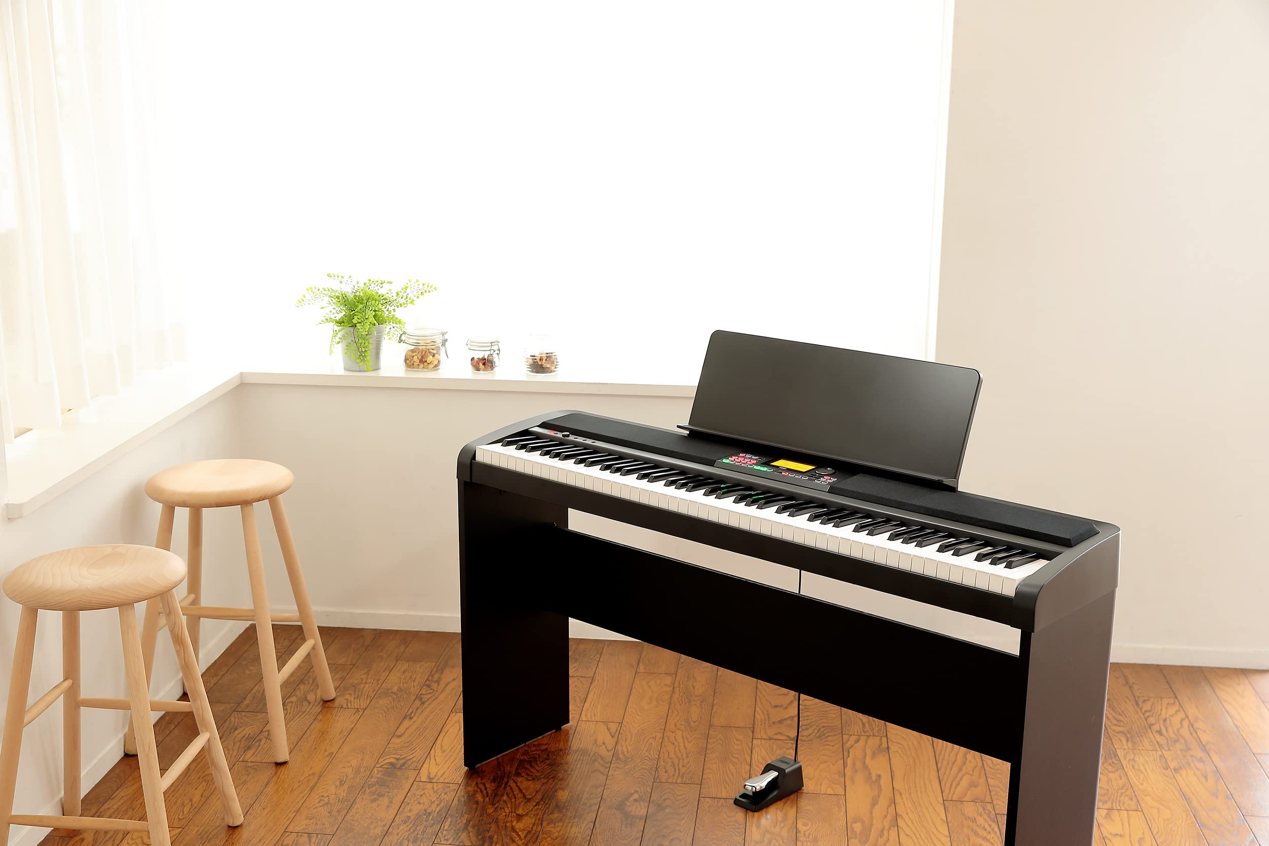Korg XE20 - Digital Ensemble Piano