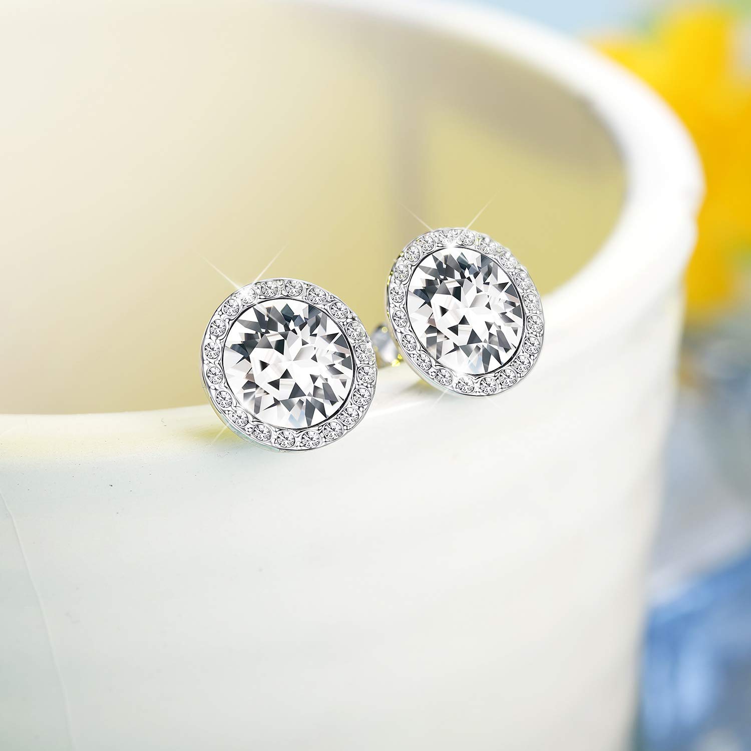 KesaPlan Sterling Silver Crystals Stud Earrings for Women, Made of Austria Crystals, Round-Cut Rhinestone Halo Bridal Earring Hypoallergenic White