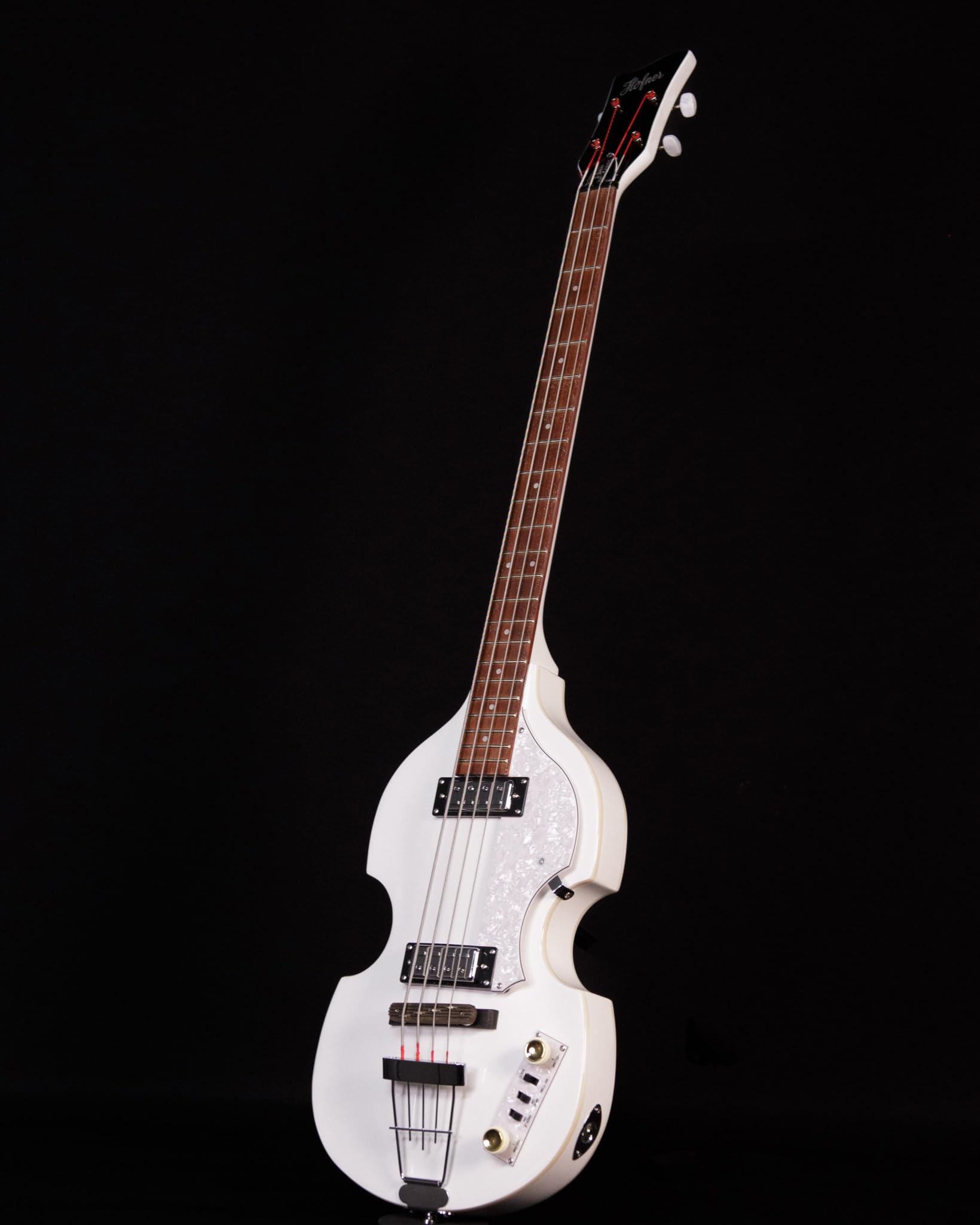 Ignition Pro Beatle Bass Pearl White