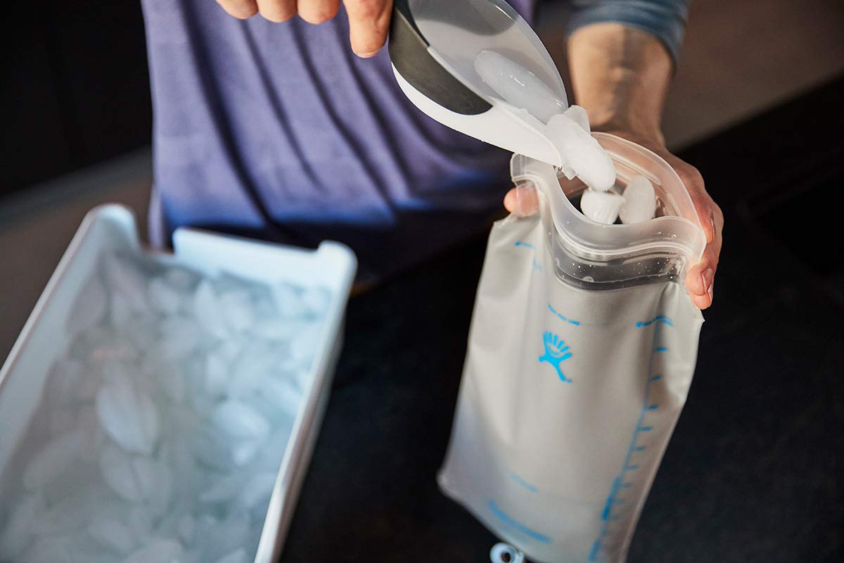 Hydro Flask 10 L Hydration Backpack - M/L, Brick