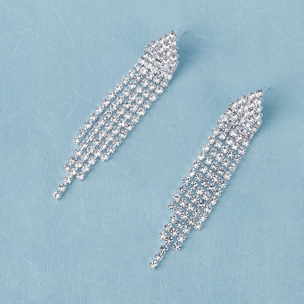 Mlouye Silver Tone Clear Rhinestone Chandelier Dangle Earrings for Women, Triangle Dangling Fringe Crystals Pierced Earring for Prom Party Jewelry