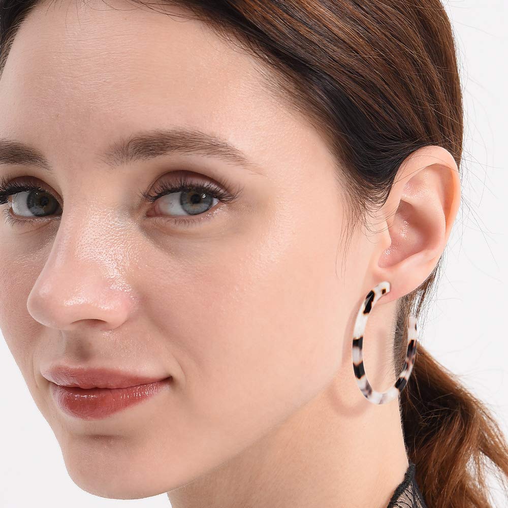JSJOY Lightweight Resin Acrylic Hoop Earrings,Bohemian Small Resin Statement Earrings,Acrylic Earrings for Women Hoop Set,Hypoallergenic,White,Tortoise Shell,Leopard,3 Pairs