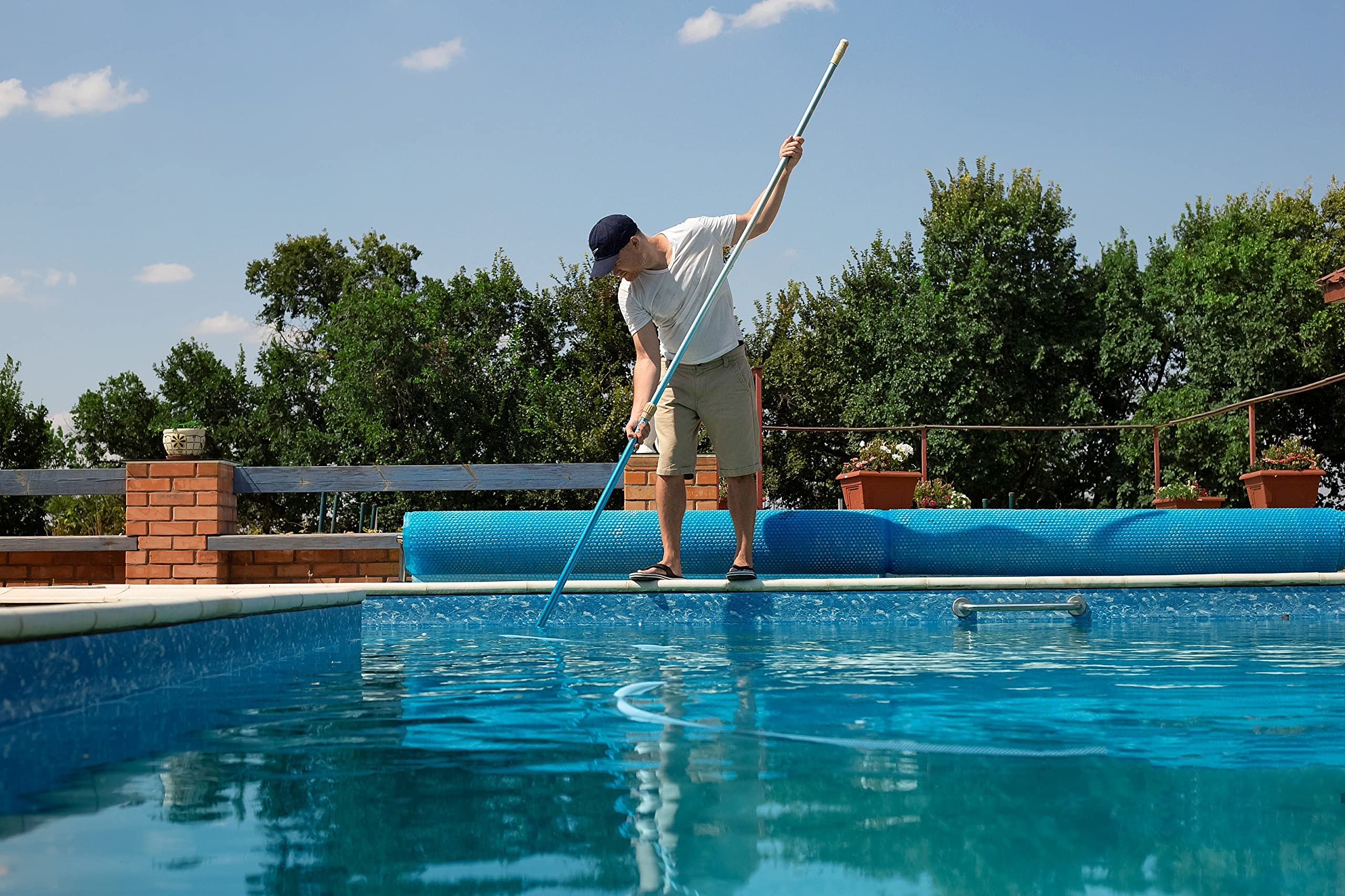 POOLWHALE Professional 12 Foot Blue Anodized Aluminum Telescopic Swimming Pool Pole,Adjustable 3 Piece Expandable Step-Up,for Skimmer Nets, Vacuum Heads and Brushes, Strong Grip & Lock