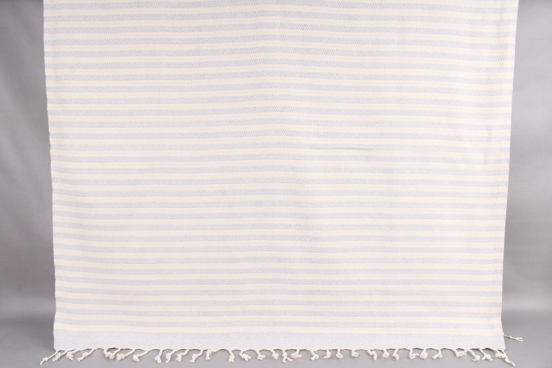 kayra export Turkish Towel, 40x71 Oversized Beach Towels - Beach Blanket 100% Cotton Quick Drying Compact, Soft and Absorbent Travel Towel Gifts for Adults Beach Accessories - Striped (Light Grey)