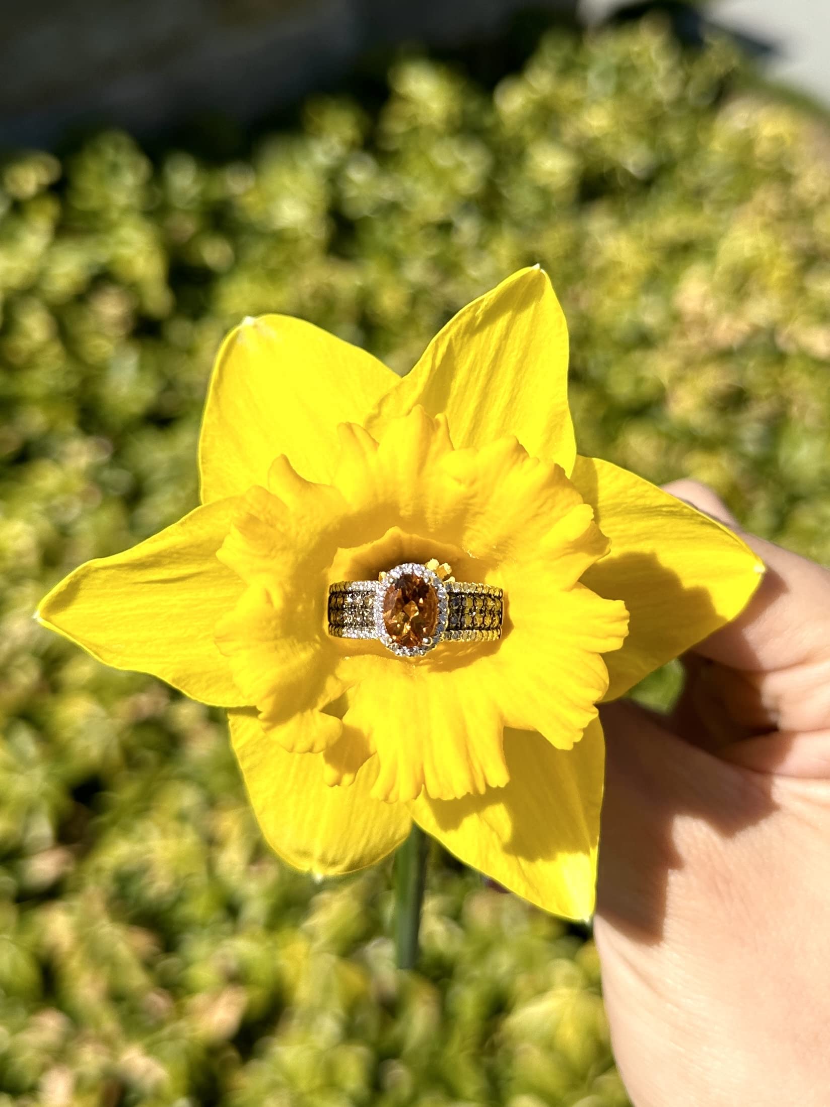 LE VIAN 14K Yellow Gold Oval Citrine & 1/2 Cttw White/Chocolate Diamond Engagement Ring (H-I & Fancy Brown Color, SI1-SI2 Clarity)- Size 7
