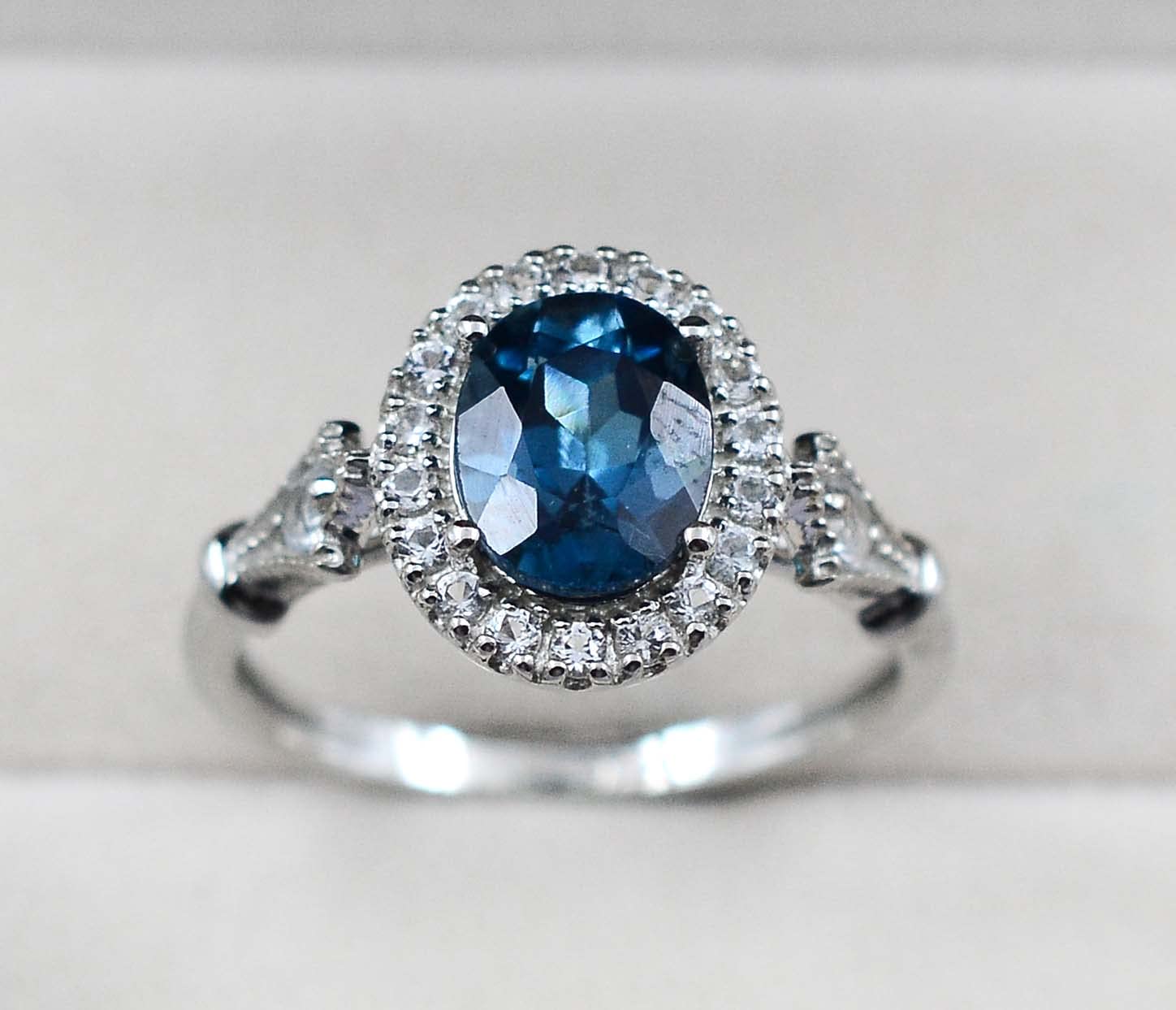 Natural 9X7 MM London Blue Topaz Gemstone Oval Cut 925 Sterling Silver December Birthstone Statement Ring For Engagement Gift (Rhodium Plated Silver, 8.5)