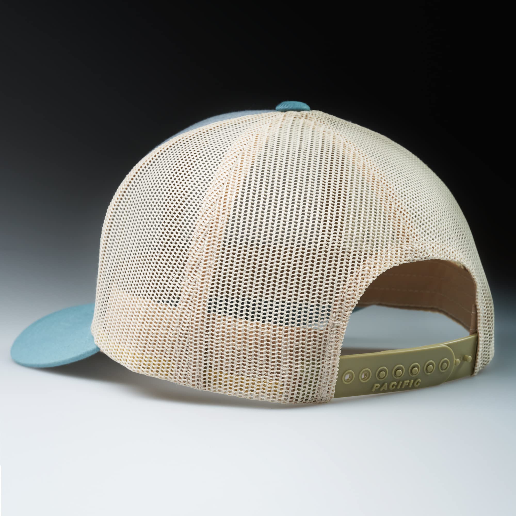 LARIX Trucker Hat - Z-Fish - Heather Gray, Smoke Blue, Beige/White, Beige