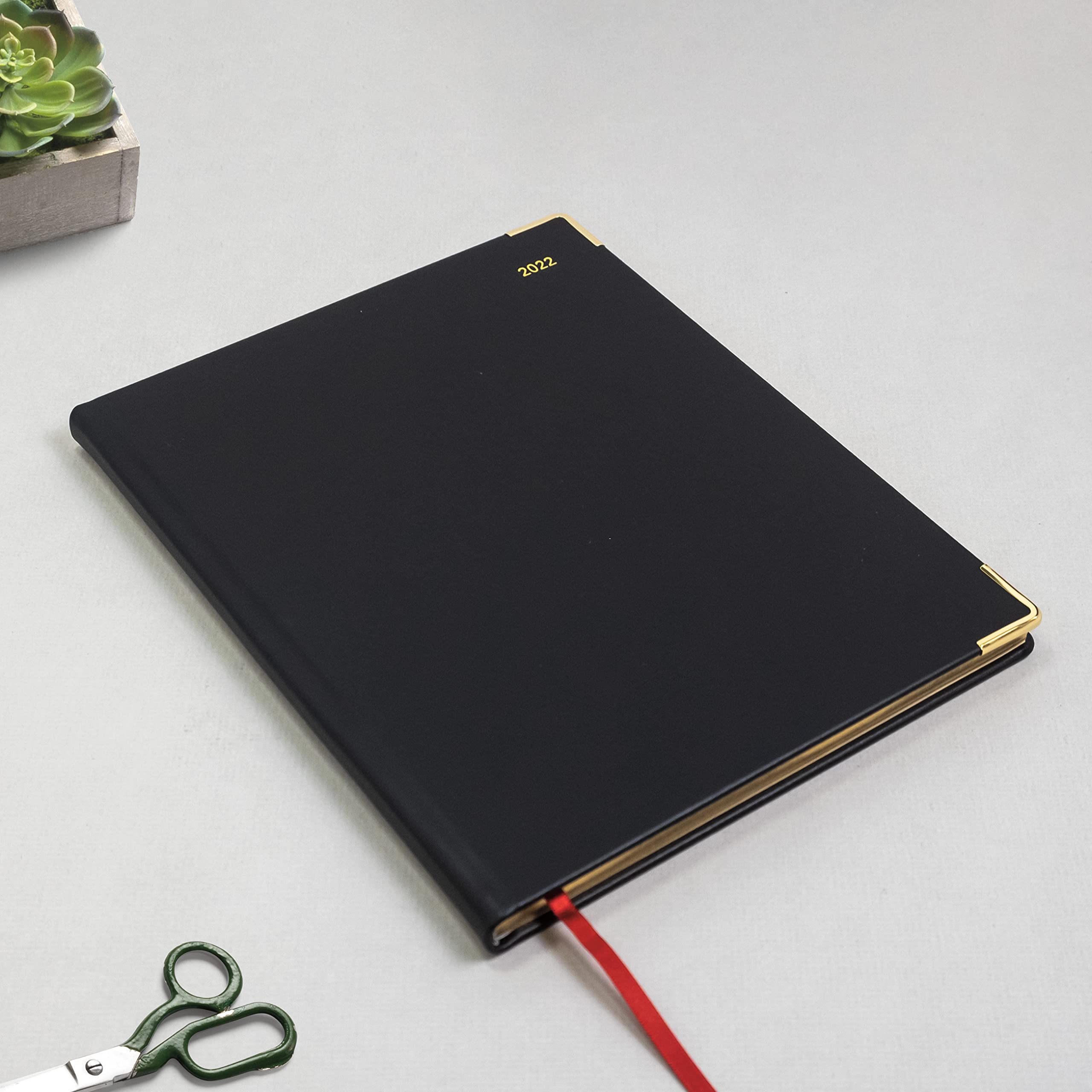 LETTS Roma Weekly Planner, 12 Months, January to December, 2022, Week-to-View, 10.25" x 8.25", Black (C33YIBK-22)