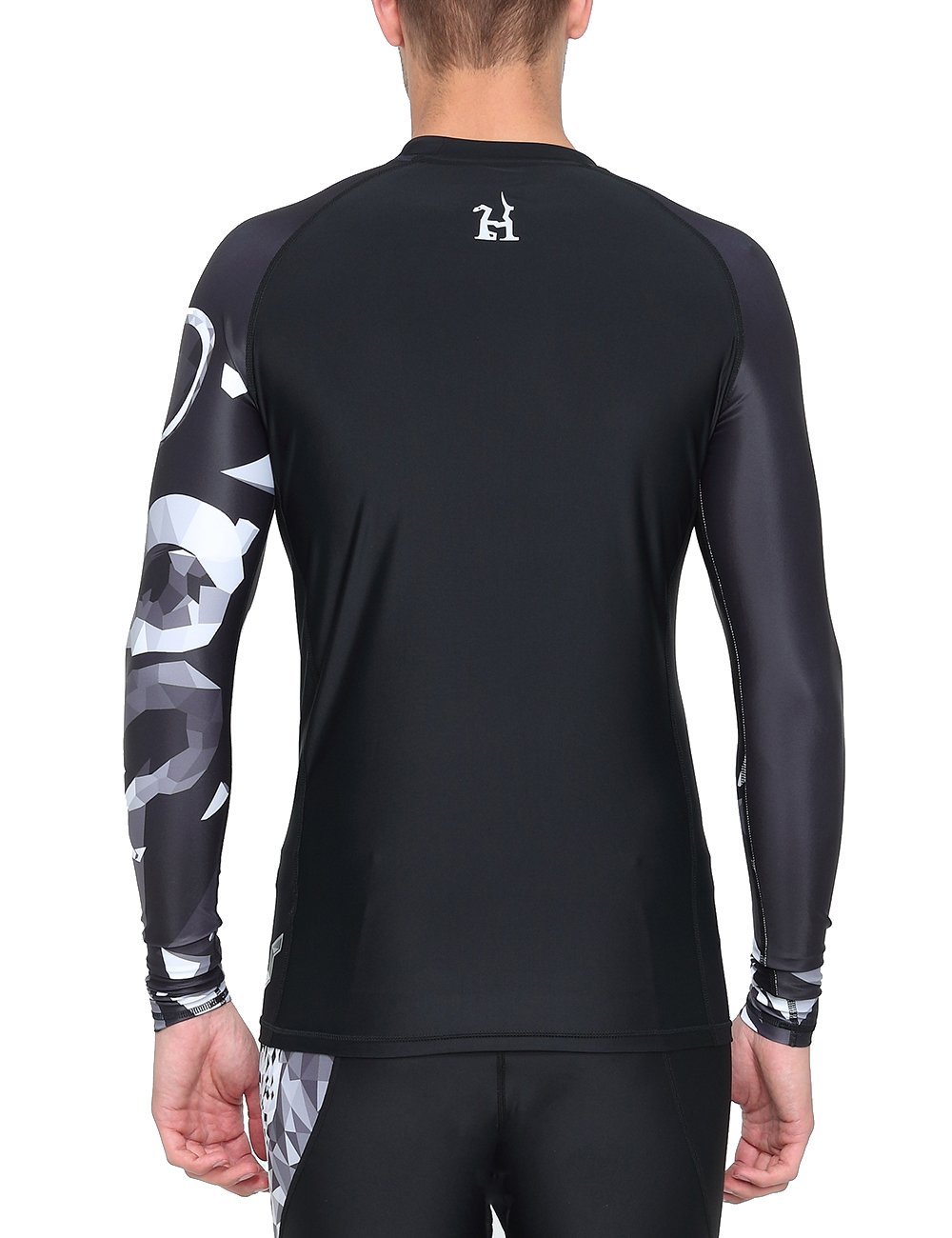HUGE SPORTS Wildling Series UV Protection Quick Dry Compression Rash Guard (Cobra,M)