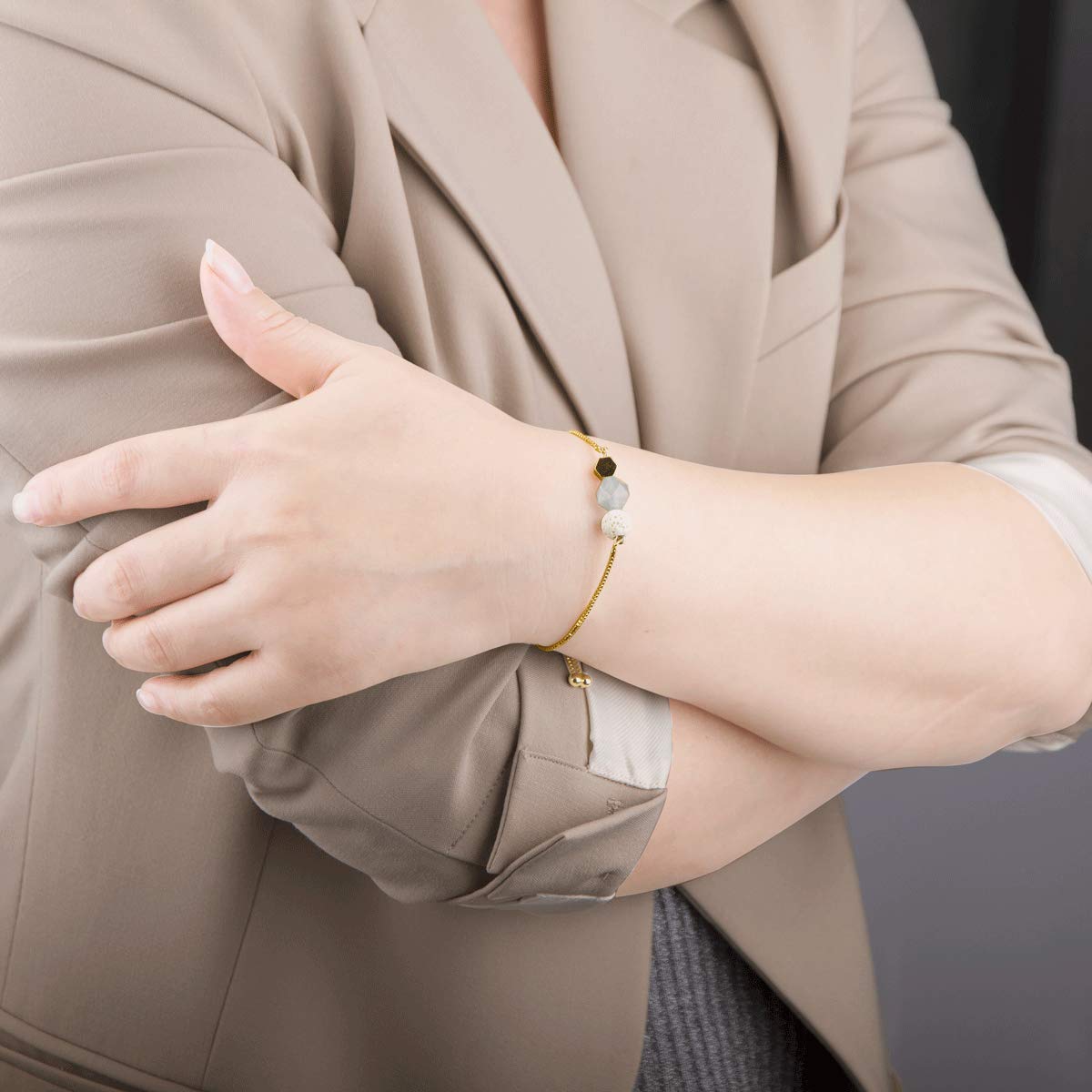 Jardme Essential Oil Diffuser Bracelet, Lava and Rose Quartz Essential Oil Bracelet, Rose Quartz Gemstone Bracelet, Adjustable Gold Bracelet (Blue Aquamarine-14K)