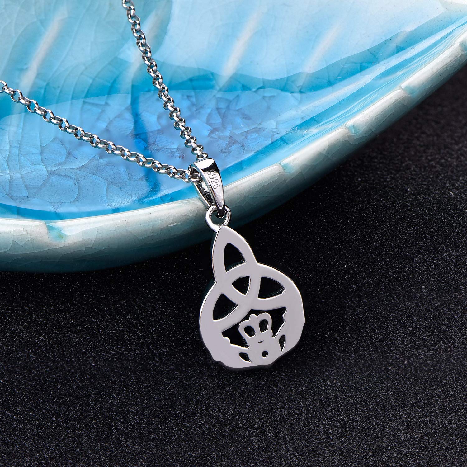 JO WISDOM 925 Sterling Silver Irish Celtic Heart Claddagh Pendant Necklace with Emeral Birthstones