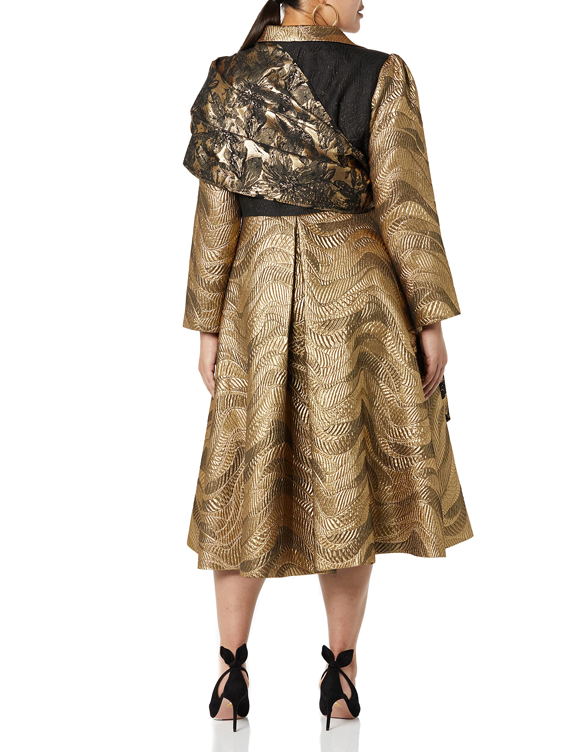 Making the Cut Women's standard Metallic Jaquard Coat & Scarf, Gold, L