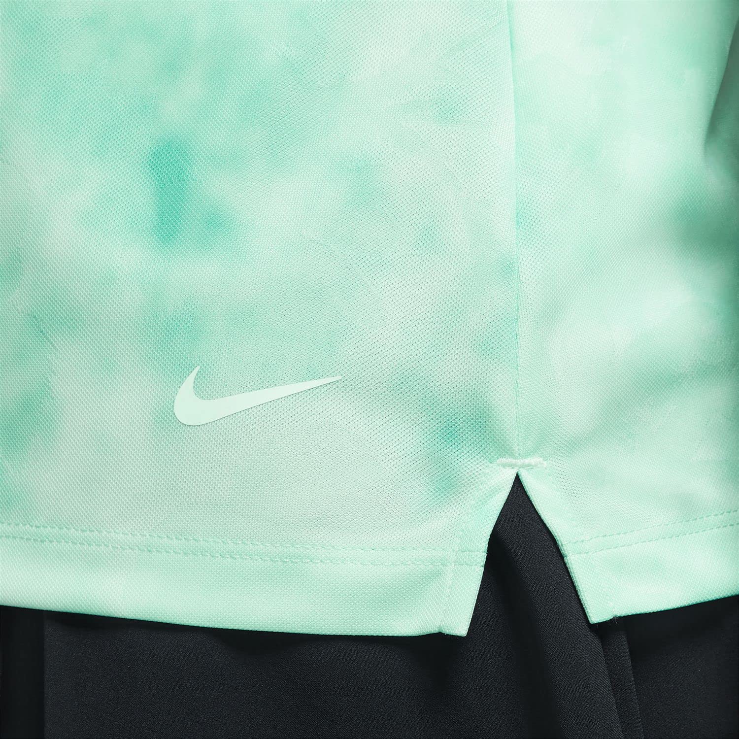 Nike Women's Dri-FIT Victory Printed Golf Polo Shirt (M(DH2451-379)/W, Large)