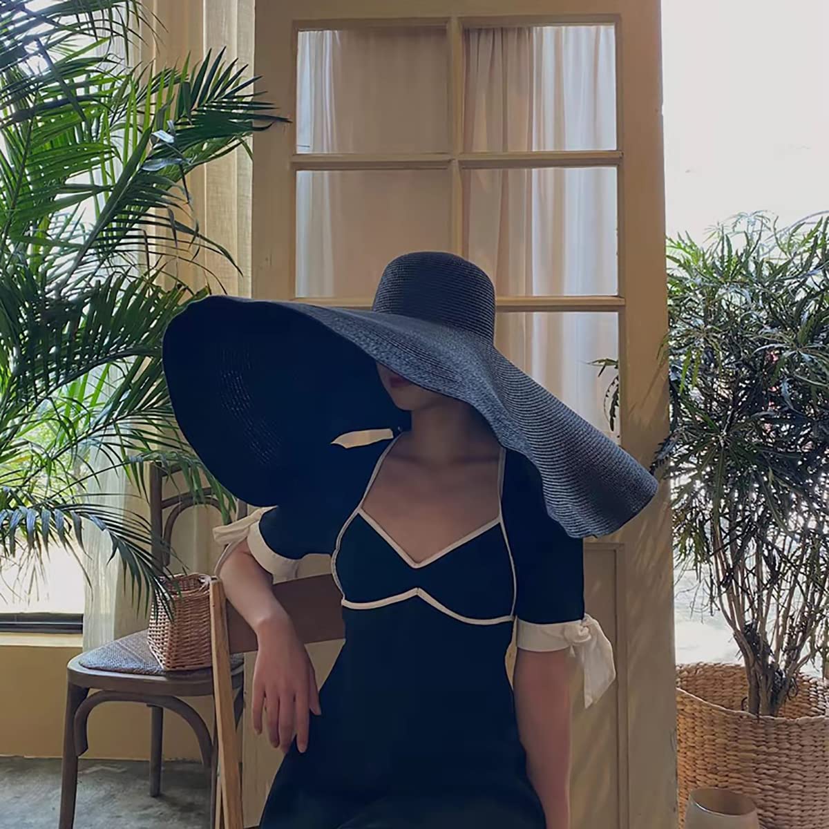 MoonWang Oversized Beach Straw Hats for Women Extra Large Wide Brim Beach Hat Foldable Roll up Floppy Sun Hat Summer Outdoor UV Protection (Black)