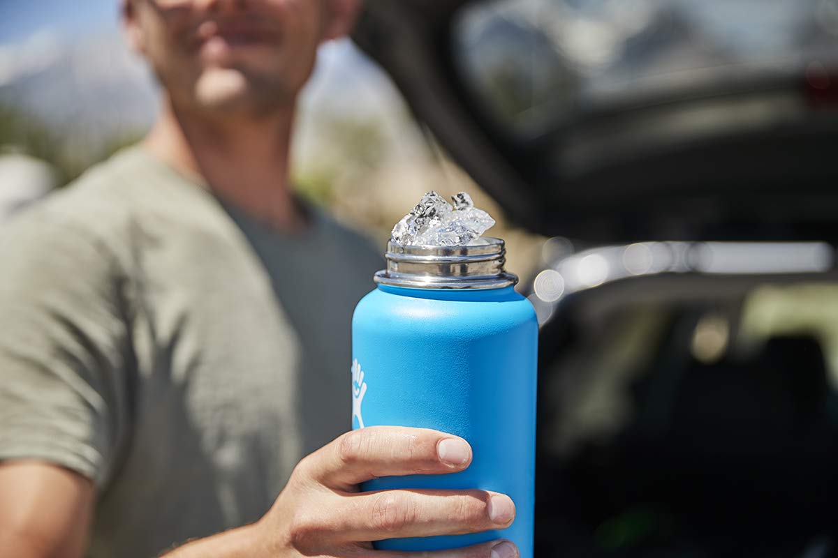 Hydro Flask Water Bottle - Stainless Steel & Vacuum Insulated - Wide Mouth with Leak Proof Flex Cap - 18 oz, White