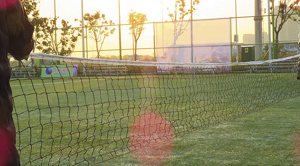 Large Portable Adjustable Volleyball Net Training Net Foldable Official Standard Size Indoor Outdoor Sports Equipment for Backyard Schoolyard Pool Beach Driveway