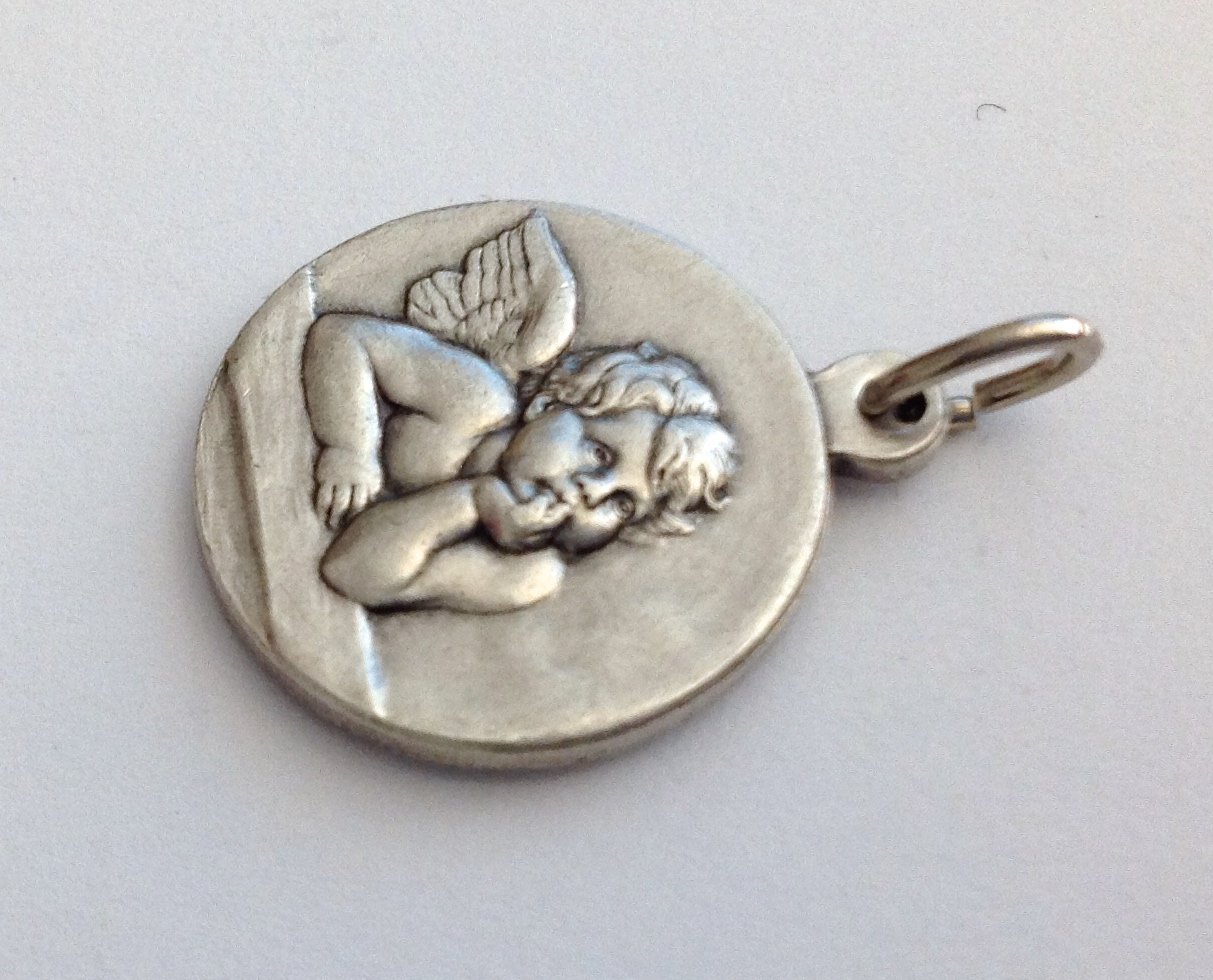 I G J The Saint Guardian Angel Medal - The Patron Saints Medals