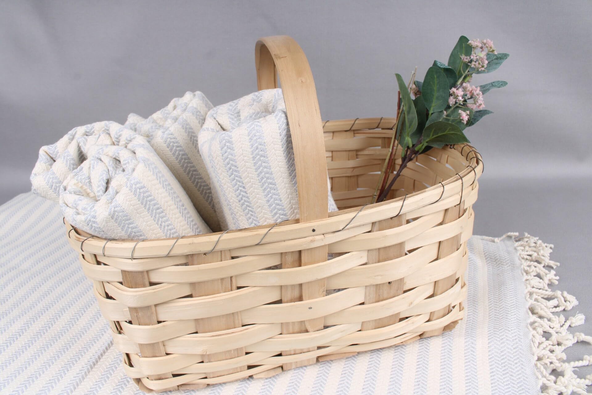 kayra export Turkish Towel, 40x71 Oversized Beach Towels - Beach Blanket 100% Cotton Quick Drying Compact, Soft and Absorbent Travel Towel Gifts for Adults Beach Accessories - Striped (Light Grey)