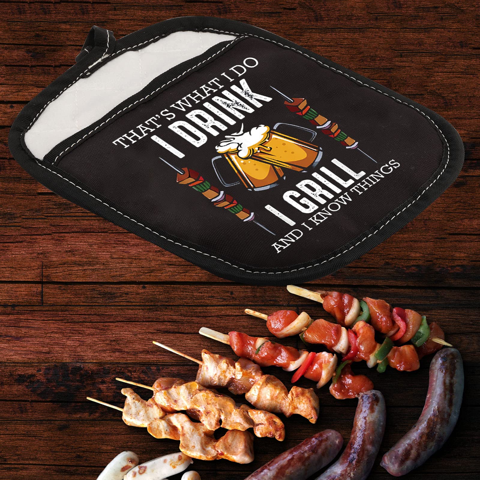 LEVLO Funny BBQ Grilling Oven Mitt with Hot Pads BBQ and Beer Lover Gift That's What I Do I Drink I Grill and Know Things Pot Holder for BBQ Lover Grilling Master (I Drink I Grill)