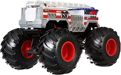 Hot Wheels Monster Trucks 1:24 Scale Vehicles, Collectible Die-Cast Metal Toy Trucks with Giant Wheels & Stylized Chassis, Gift for Kids Ages 3 Years Old & Up