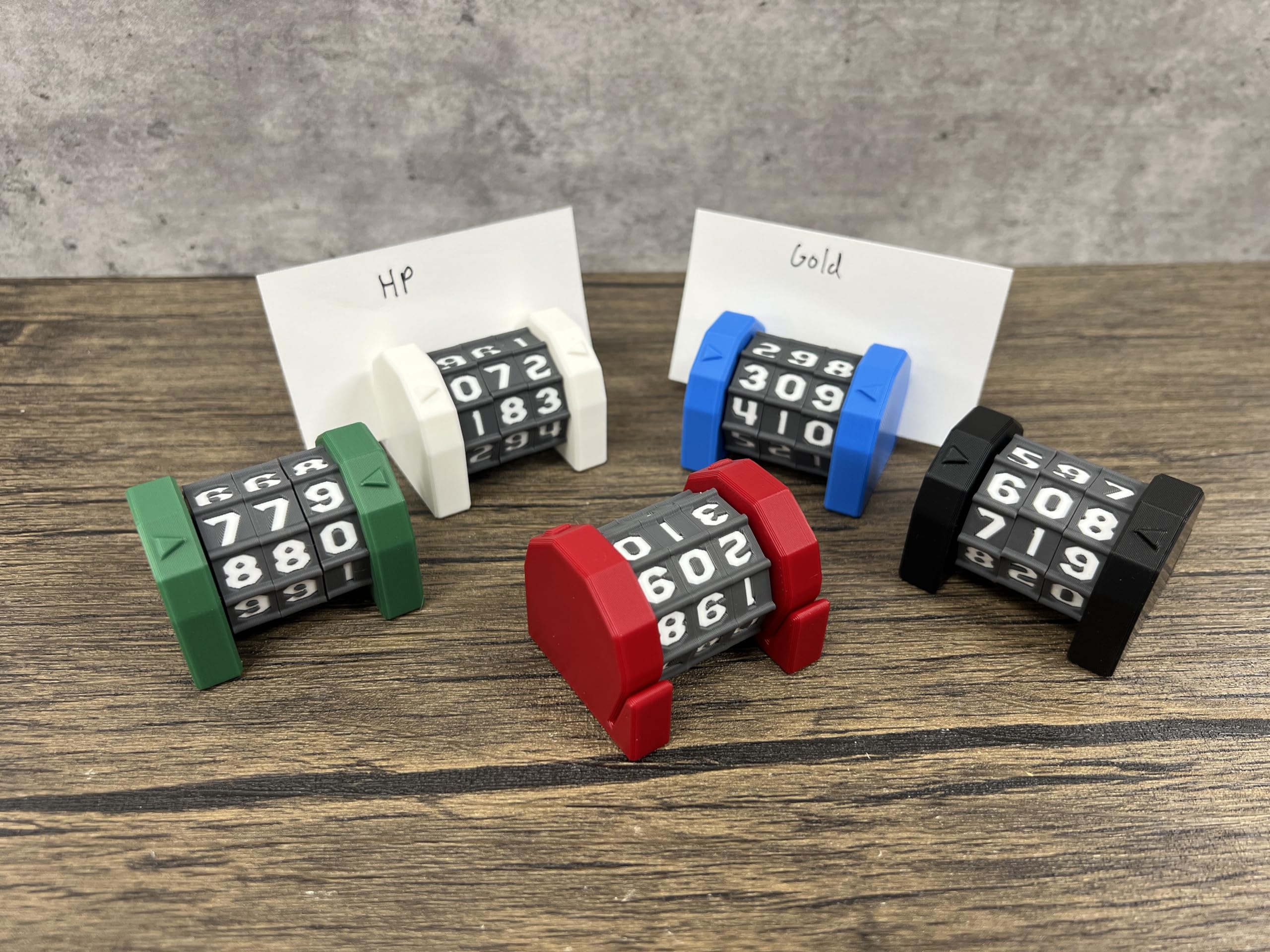 MunnyGrubbers - 5 Pack Life Counter - HP Tracker with Tracking Card Slot - (Random 7PC D20 Dice Set Included) - MTG - Tabletop RPG - Board Games - DND - Dungeons and Dragons - (5 Pack - Gray)