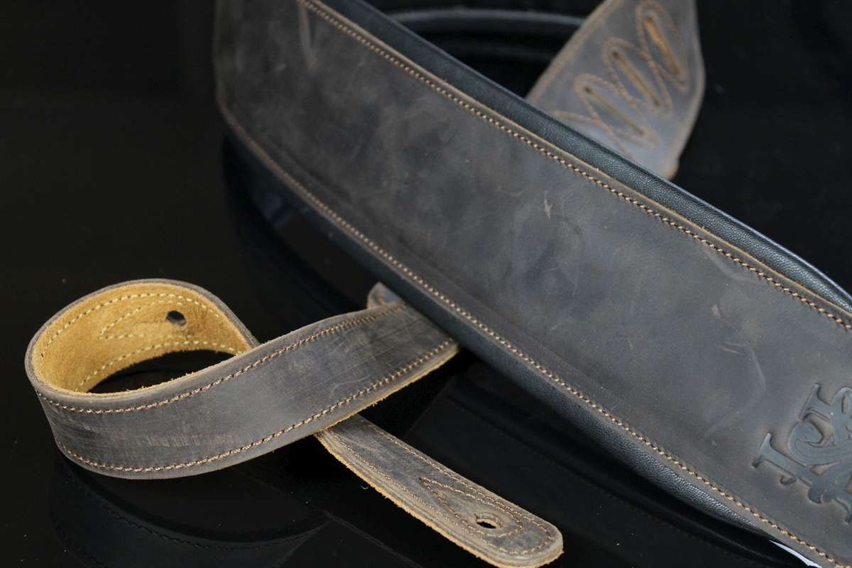 Iconic Leathers 3.25" Wide Lightly Distressed Dark Brown Dual Padded Leather Guitar and Bass Strap IL-5DBrn
