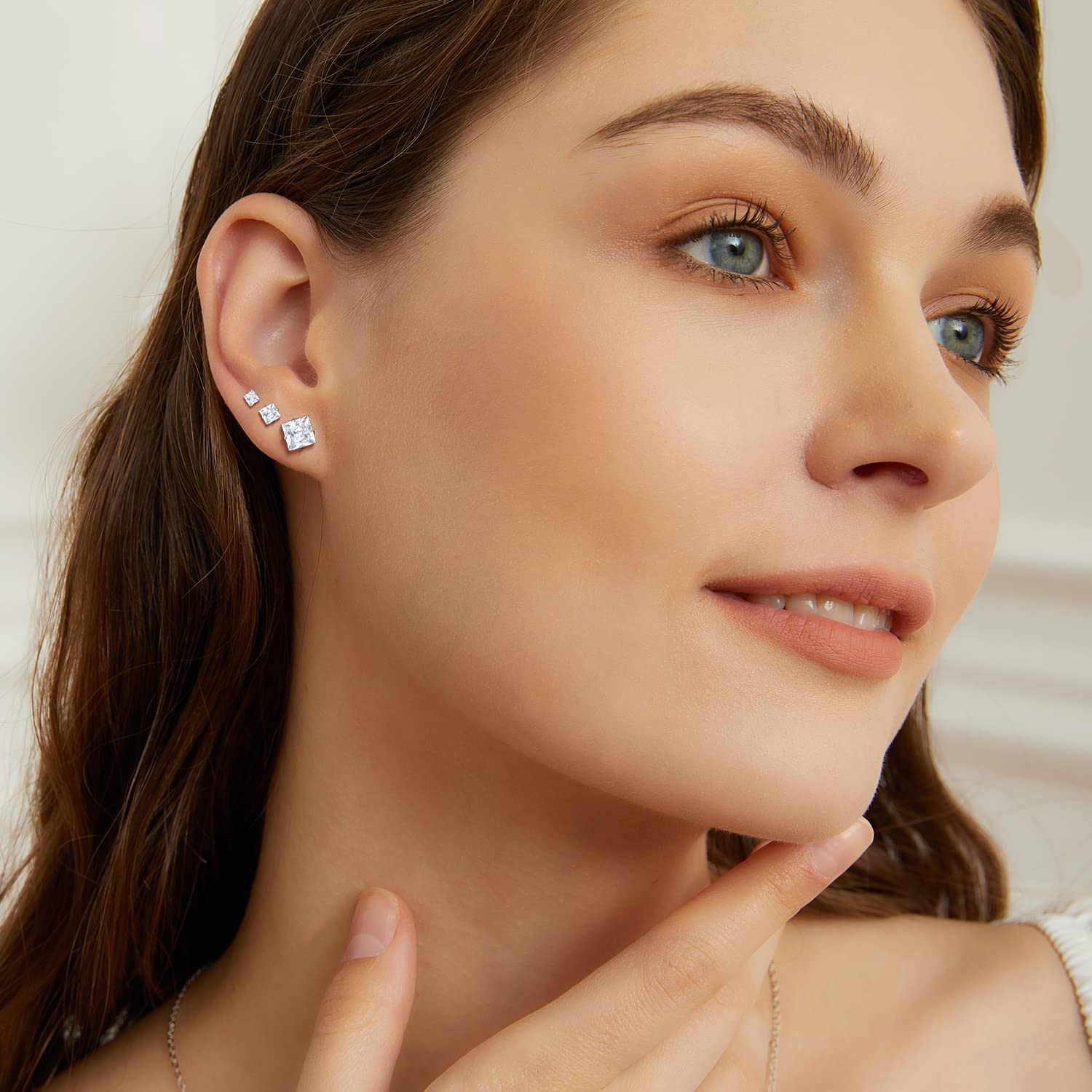 Pack of Screw Back Earrings Titanium Surgical Stainless Steel Simulated Diamond Flat Back Stud 316L Cubic Zirconia Hypoallergenic for Sensitive Ear for Women Men Piercing Post