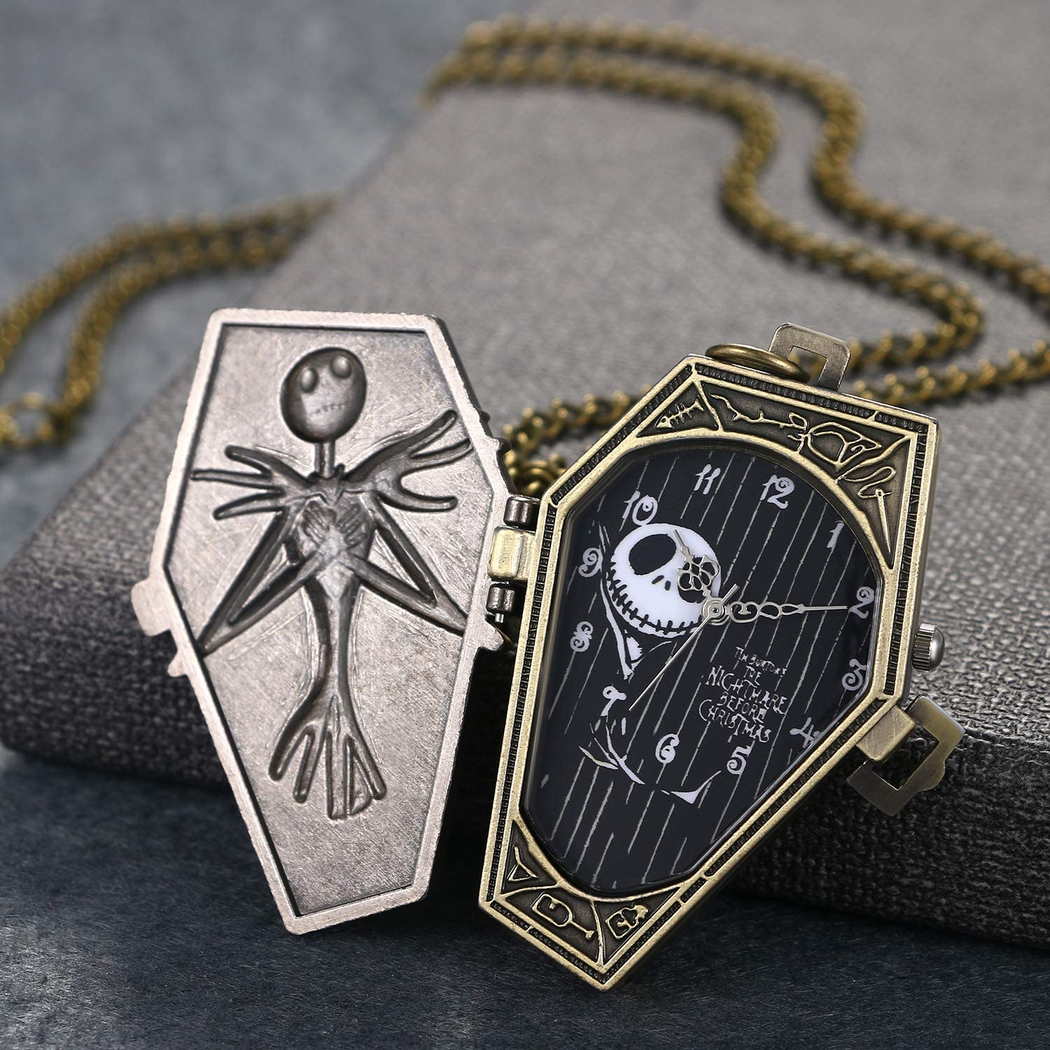 Lancardo Men's Pocket Watch Bronze Vintage Irregular Punk Skull Case Arabic Numeral Display Quartz Pocket Watch with Chain for Father's Day