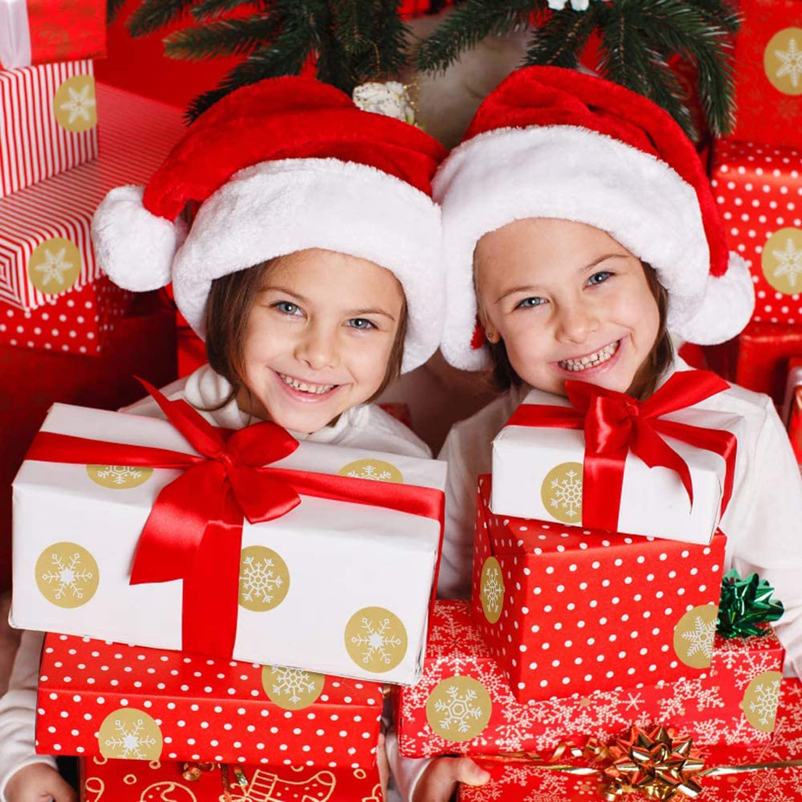 KATUMO Snowflakes Christmas Stickers, Holiday Stickers Envelope Stickers Family Classroom New Year Decor Presents Stickers 500Pcs Per Roll with 4 Different Designs