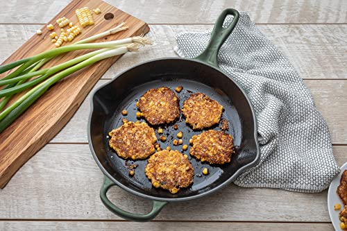 Le Creuset Enameled Cast Iron Signature Iron Handle Skillet, 10.25" (1-3/4 qt.), Artichaut