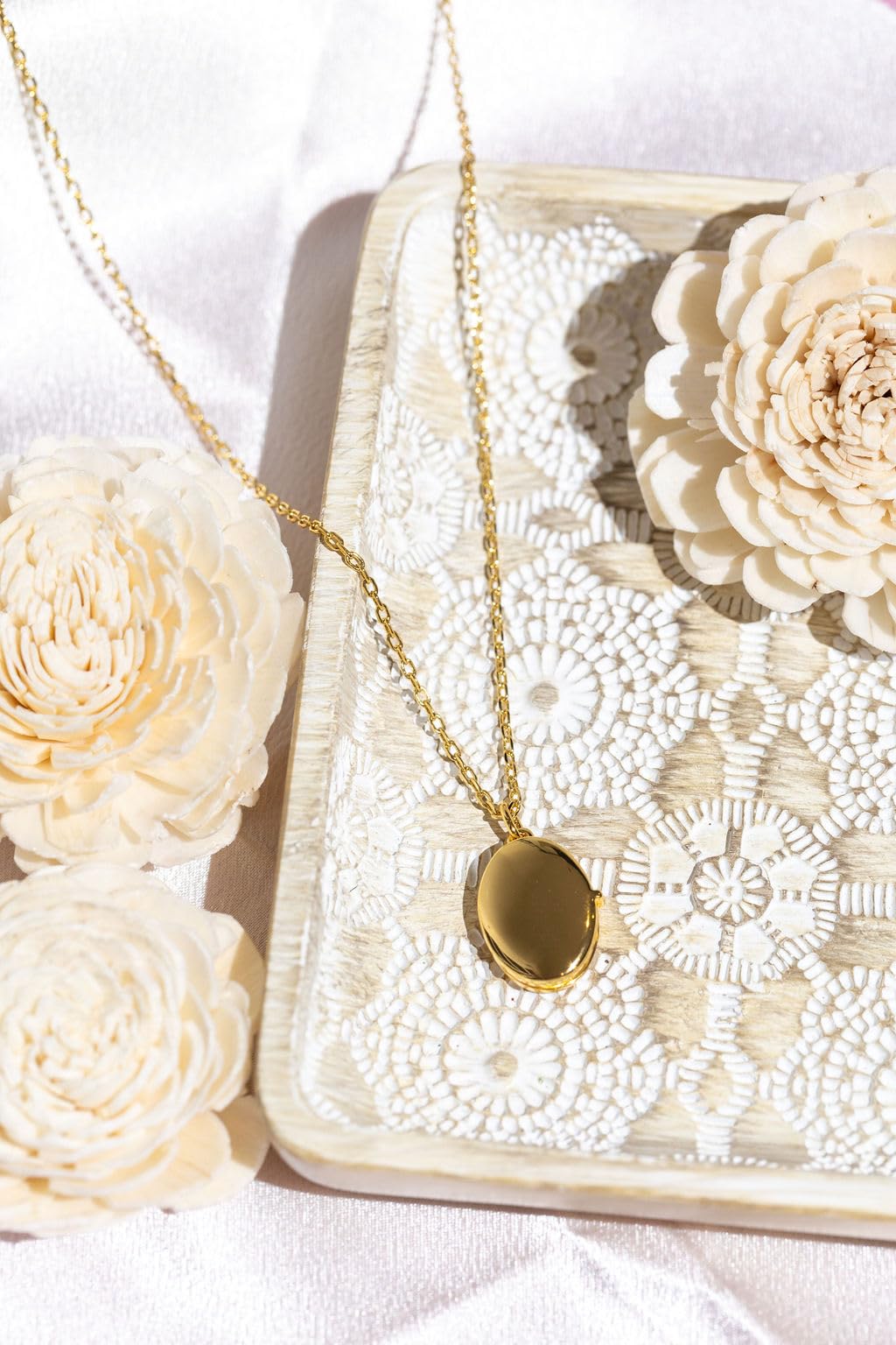 Modern Moments Gold Locket Necklace For Women - Oval Locket Pendant Necklace With Picture Inside - 16-18"