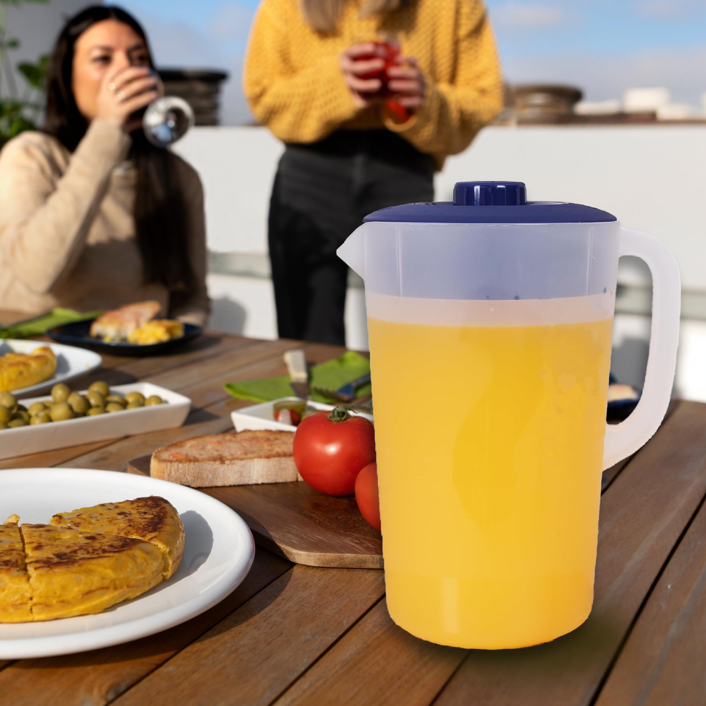 Water Pitcher with Lid 1 Gallon Pitcher, Clear Plastic Pitcher with Flip-top Spout Lids, Iced Tea Pitcher for Fridge, Freezer/Dishwasher Safe, BPA Free & Phthalate Free