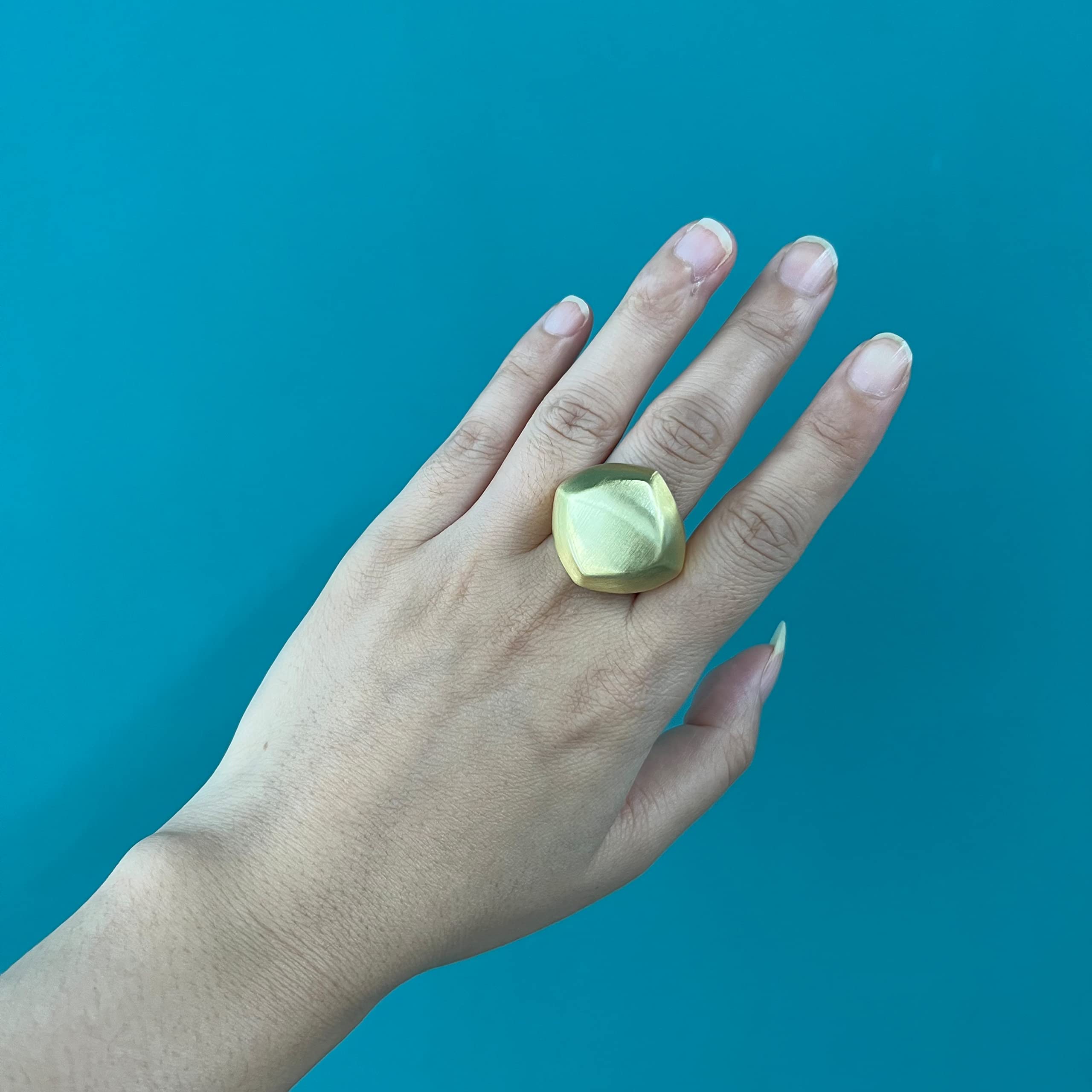 Mytys Gold Rings for Women 18K Gold Plated Band Rings Chunky Statement Ring Gift (Gold 5, 10)